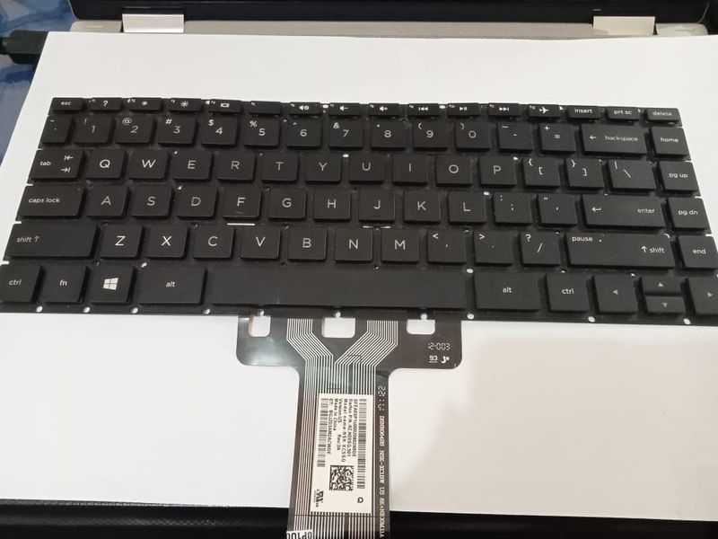 Keyboard Laptop dan Pemasangan