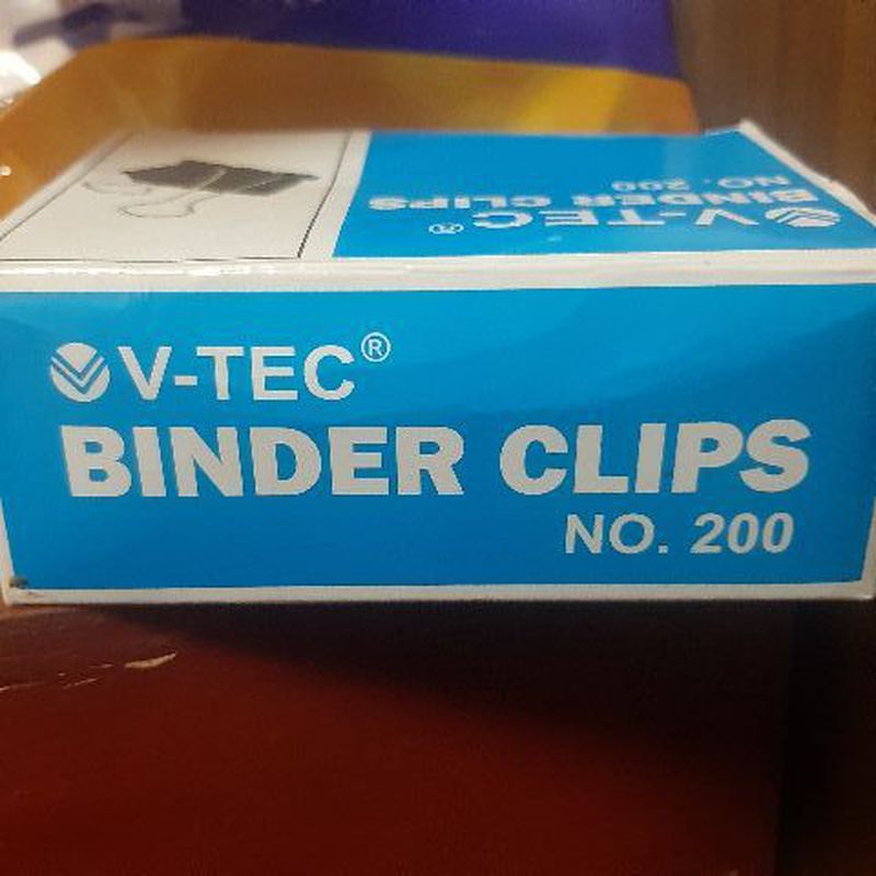 binder clip 200