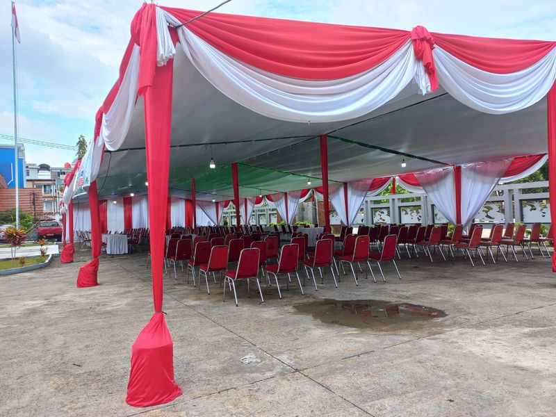 Tenda Konvensional Semi Indah