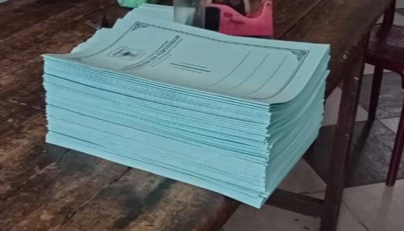 Cetak Map Kertas Jeruk - Hitam& Putih