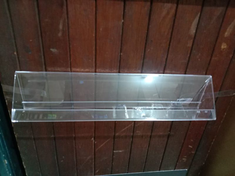 Name Plate Akrilik ukuran 30x7cm