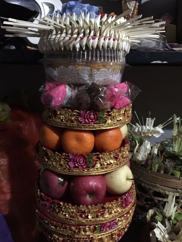 Gebogan Buah