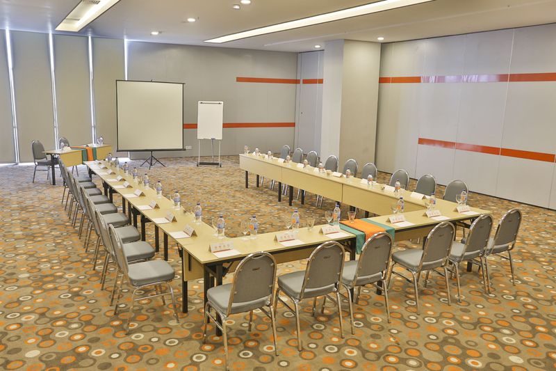 HARRIS Hotel Pontianak - Full Day Meeting