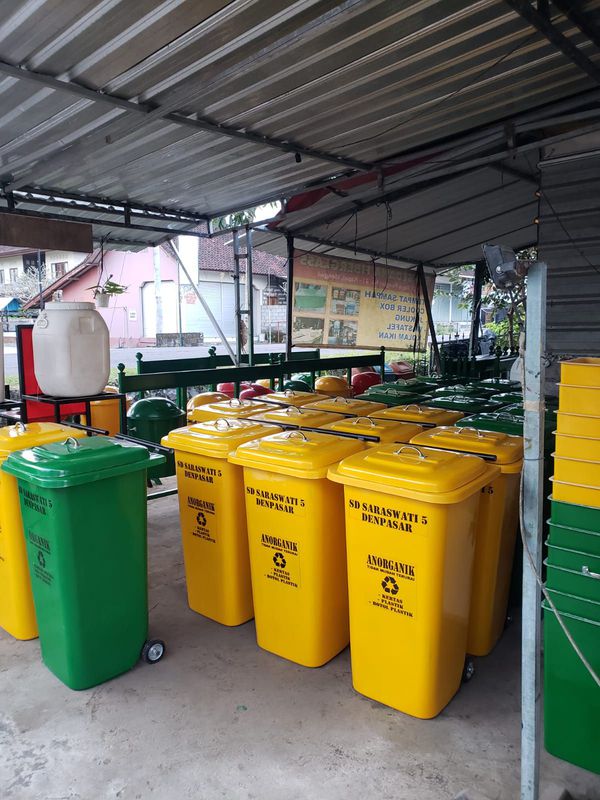 Tong Sampah Beroda Kapasitas 120 Liter