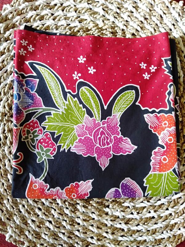 Batik Tulis Kupu-kupu Anggrek Batu - Multicolor