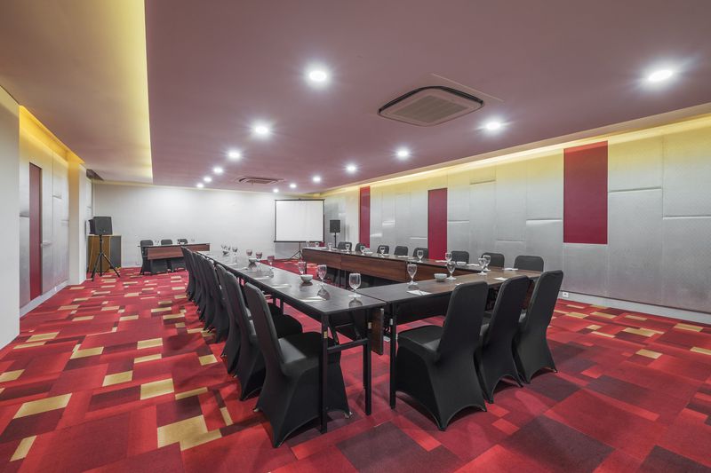 Full Day Meeting Package - Royal Bay Hotel Makassar