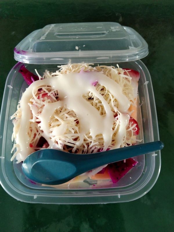 Snack Salad Buah Segar