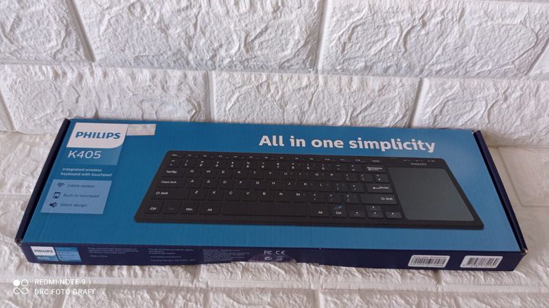 Philips K405 Keyboard Wireless dengan Touchpad