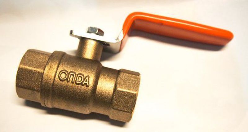 Stop kran GI diameter 1/2 inch