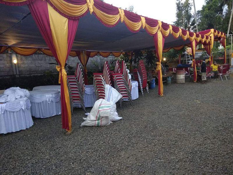 Tenda vip ukuran 3x5 merah marun gold