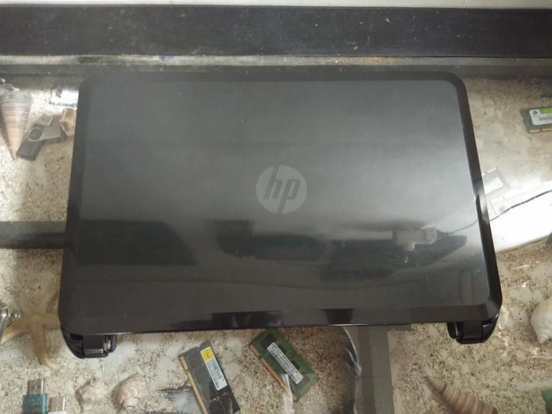 GANTI CASING LAPTOP HP 14-D014AU