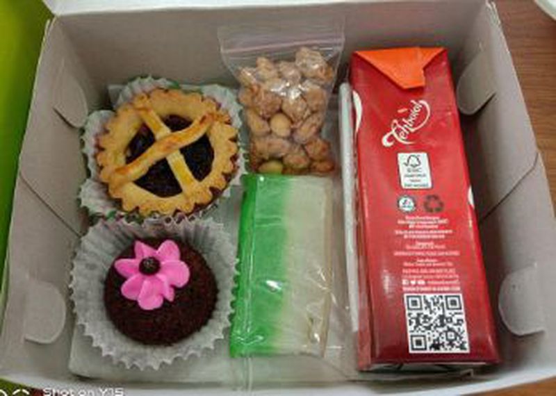 kue box lengkap