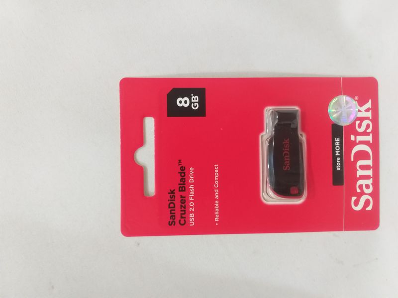 Flashdisk SanDisk Cruzer Blade 8 GB