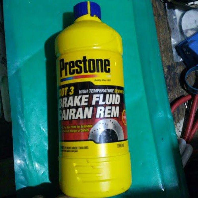 MINYAK REM/BRAKE FLUID