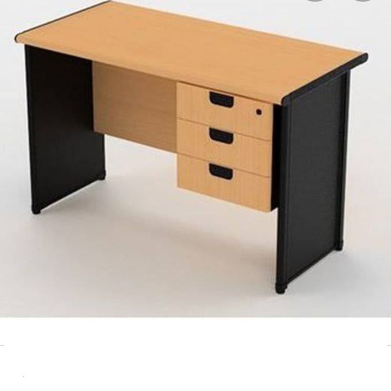 MEJA 1/2 BIRO UNO CLASSIC UOD 1034