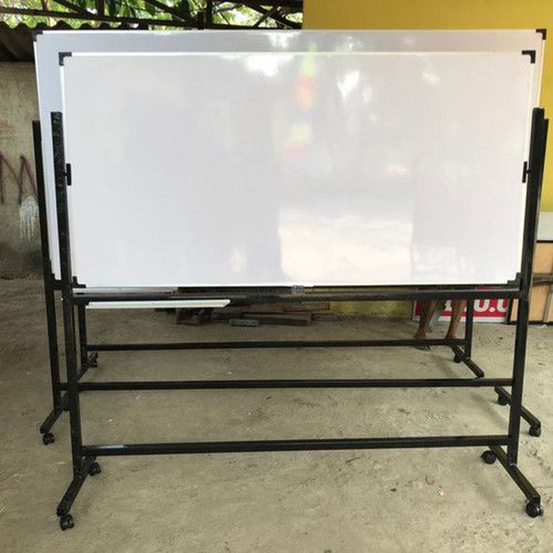 Papan Tulis Whiteboard Hwd Kaki Beroda ukuran 120x240 cm