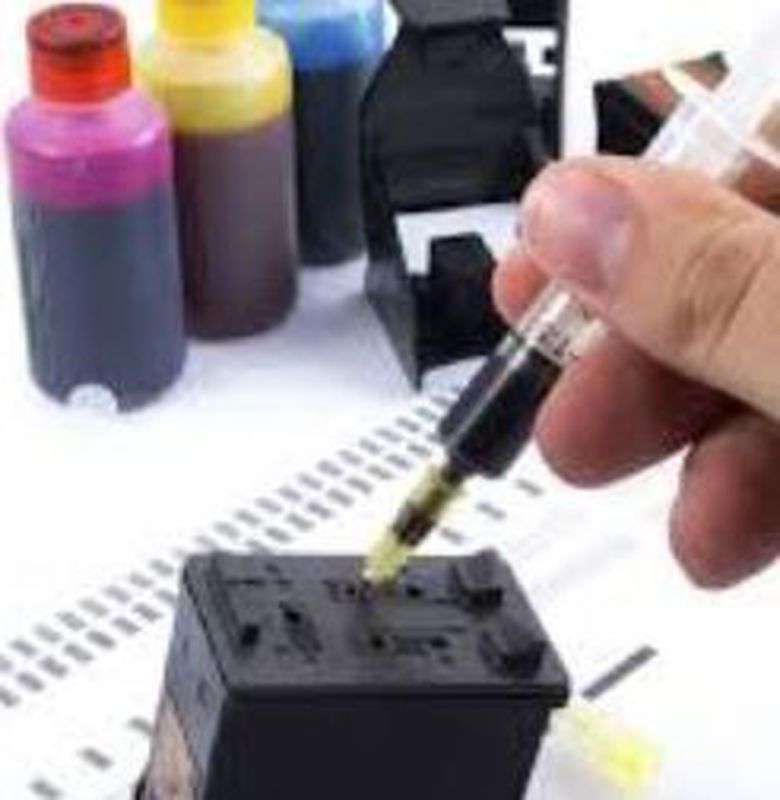 Tinta Printer Warna CMYK (Merah, Kuning, Biru)