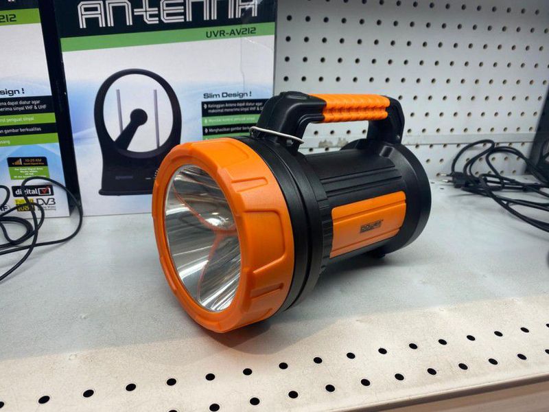 Lampu Senter LED Sorot Powerlite 7 Watt Krisbow