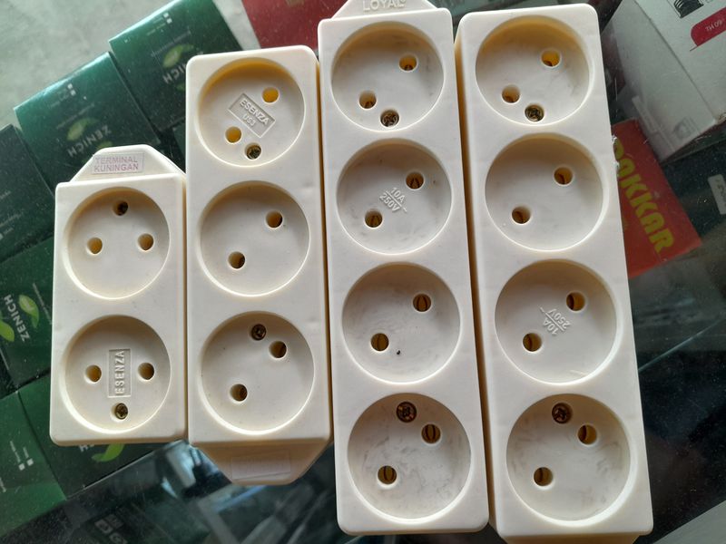 Terminal kuningan Esenza lubang 2/3/4 - Lb2