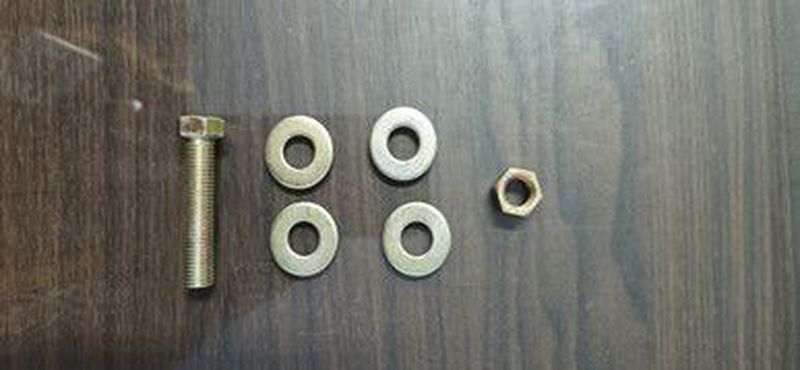 MUR BAUT M10 X 40MM + 4 RING
