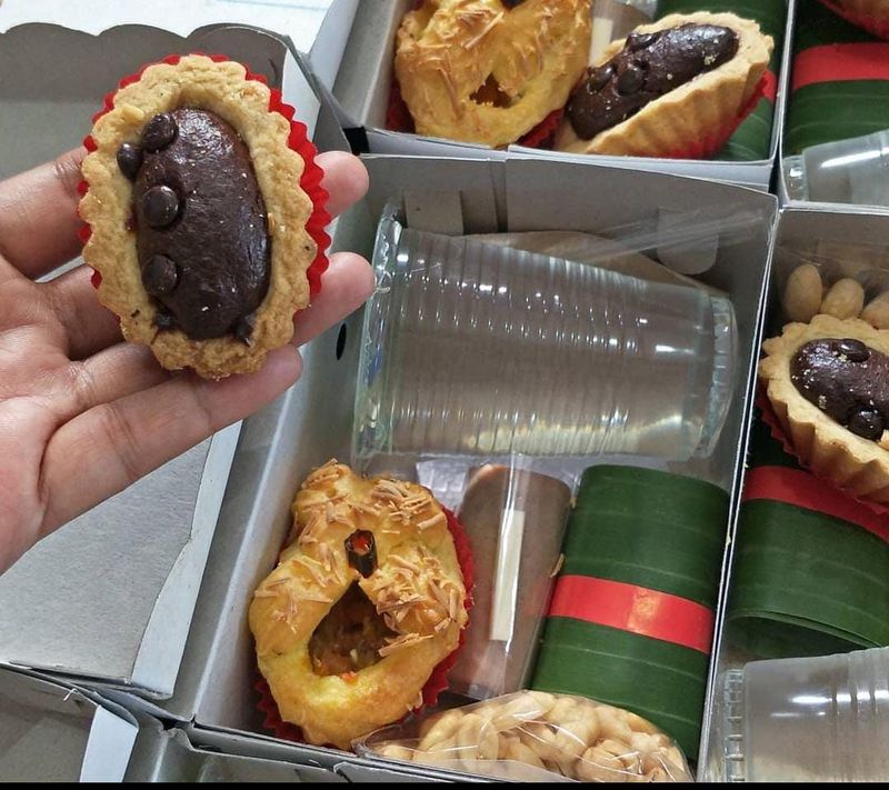 Kue Kotak - Berbagai Macam Kue Sesuai Pesanan
