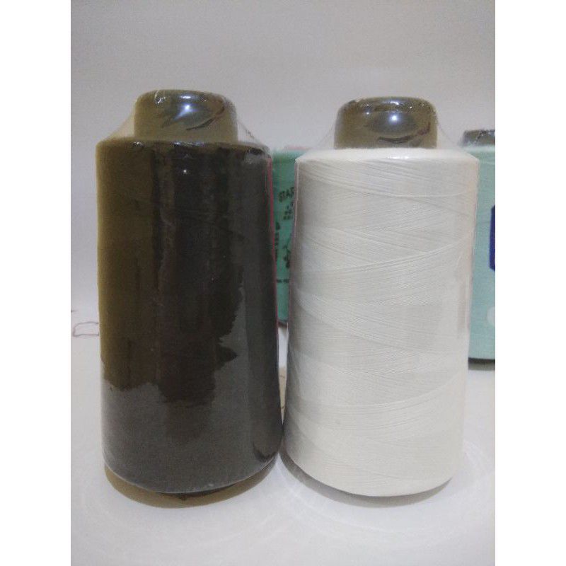BENANG JAHIT WARNA PUTIH BESAR