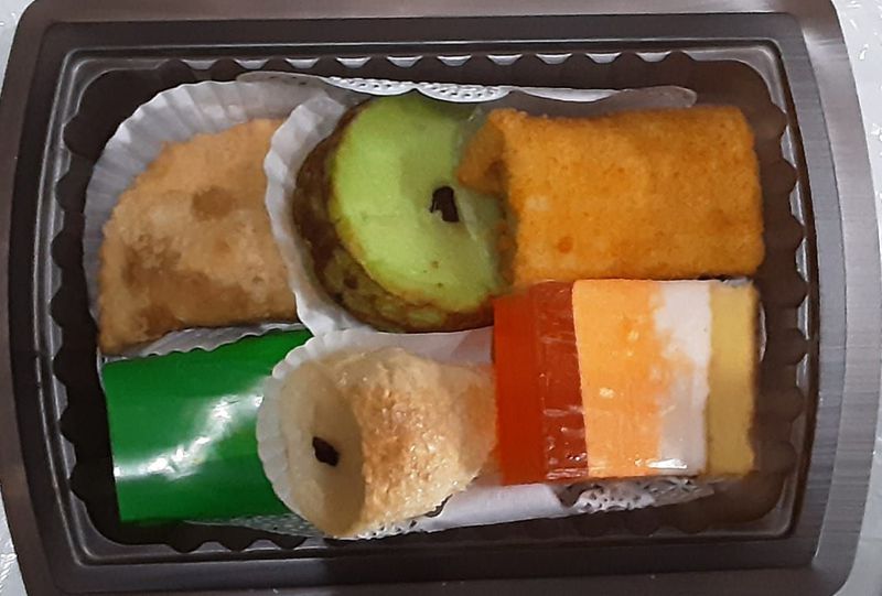 Snack Tray Kue Mini Isi 6