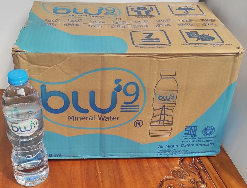 Air Minum Mineral Blue9 Botol 600 ml / Dus