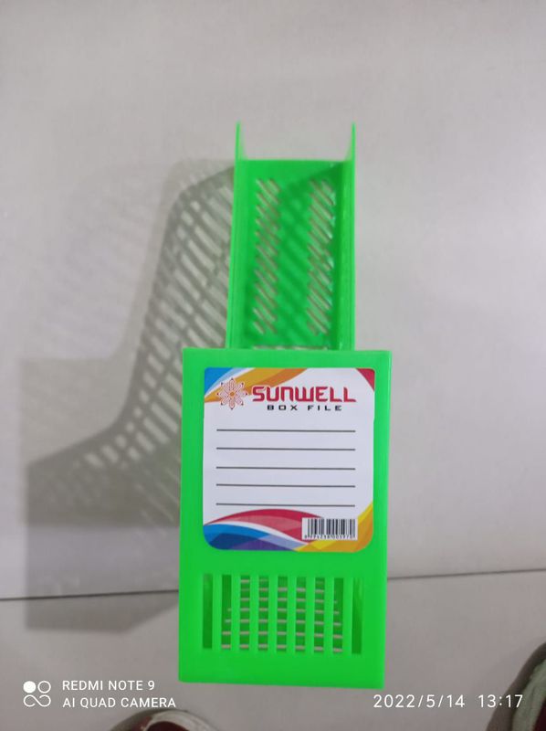 Box file plastik Sunwell ukuran folio - Hijau Muda