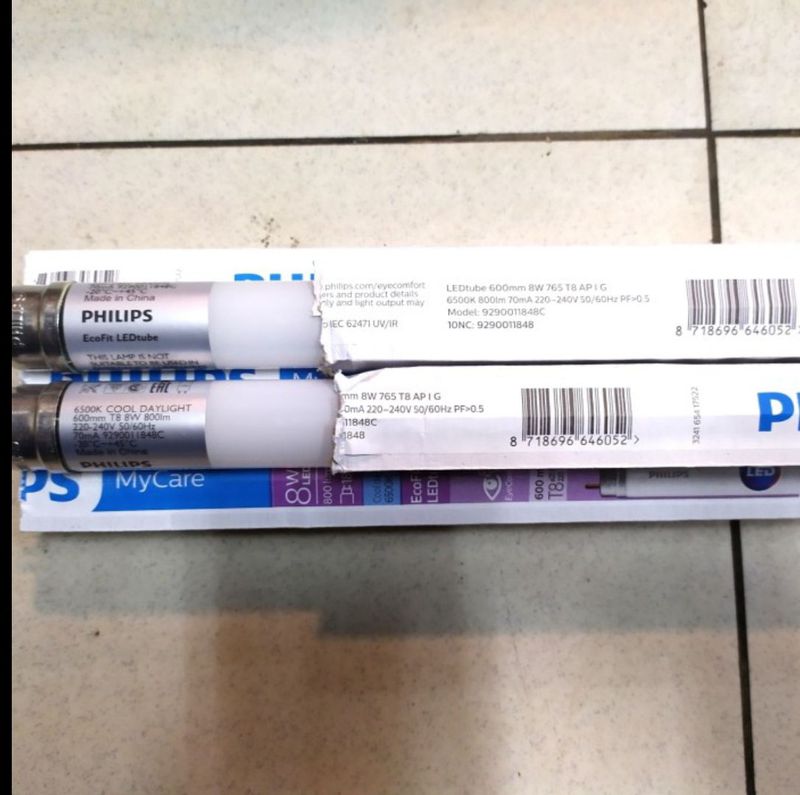 Lampu TL LED ( T8 8 W ) 600 mm - Philips