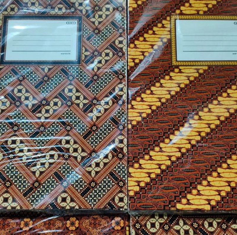 stop map 5002 batik/ map kertas folio motif batik kiky