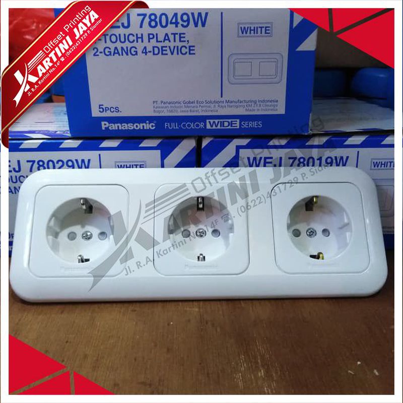 STOP KONTAK TANAM 3 LUBANG PANASONIC