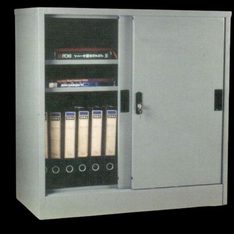 BARATA B 204 - LEMARI ARSIP PINTU SOROK