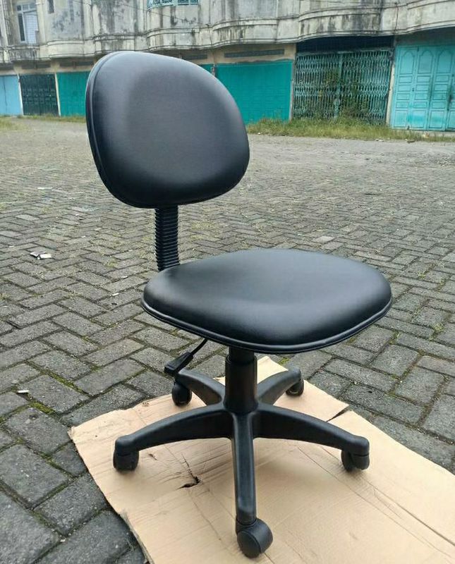 KURSI SANDARAN RENDAH MERK DG