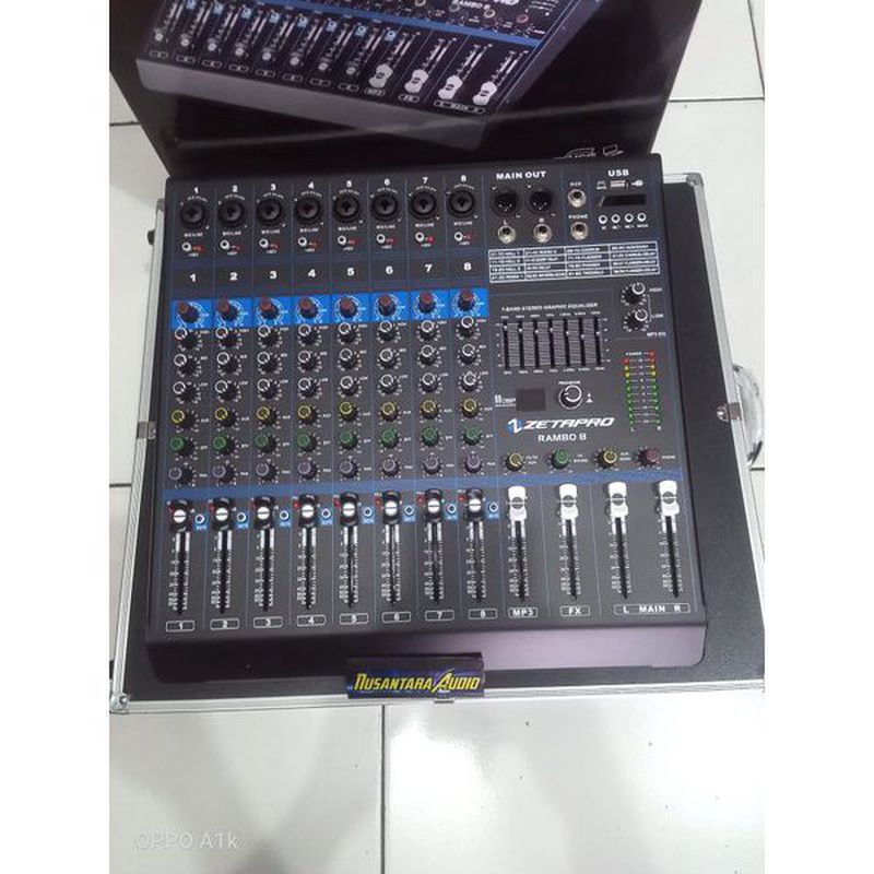 Mixer 8 Channel ZETAPRO RAMBO 8