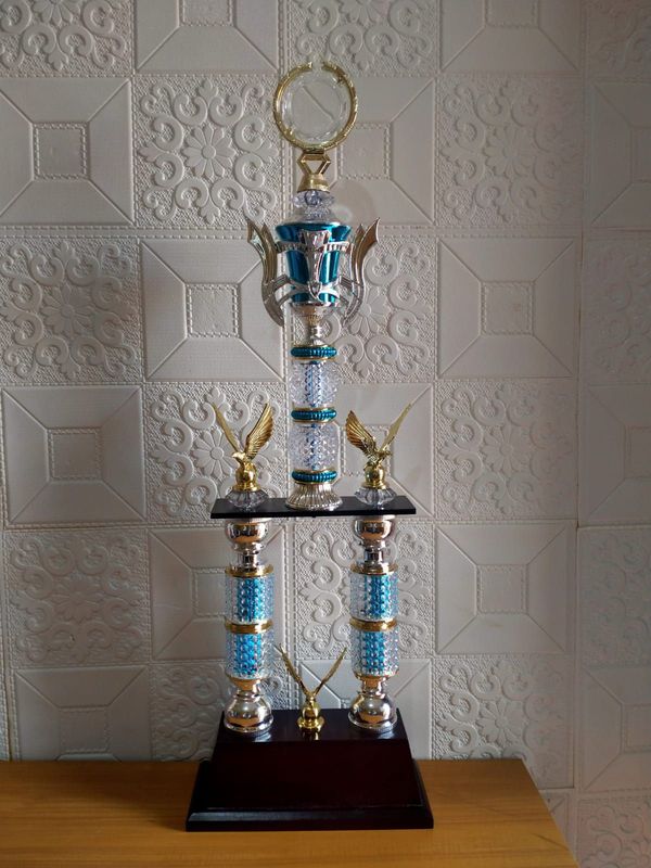 Piala/ Trophy
