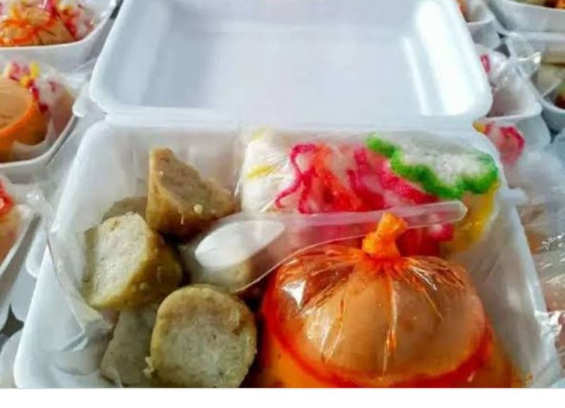 lontong sayur + minuman + box