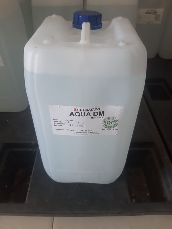 Aquades 20 liter
