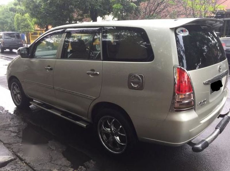 Toyota Kijang XW41. Tahun 2006