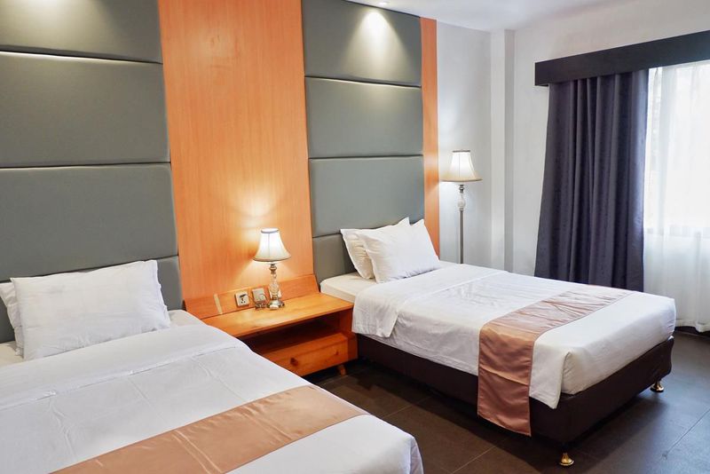 KAMAR STANDARD (KING/TWIN)