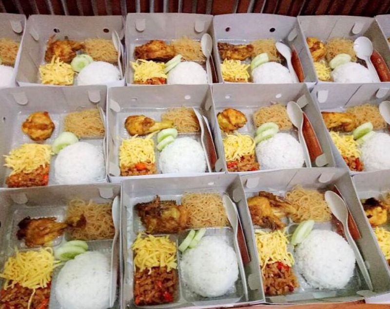 Nasi Kotak Sehat dan Higienis - Lauk (Ikan/Daging), Sayur Atau Lalap