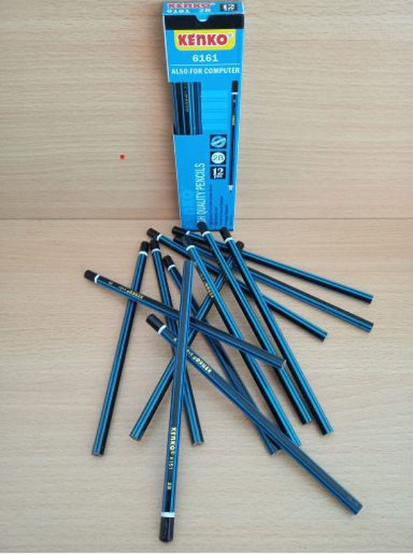 Pensil Hitam