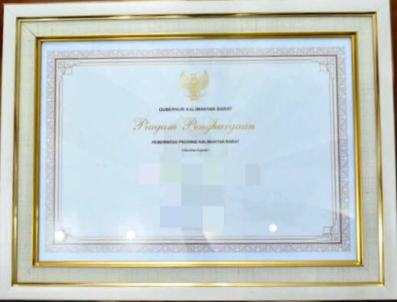 Piagam Penghargaan & Frame