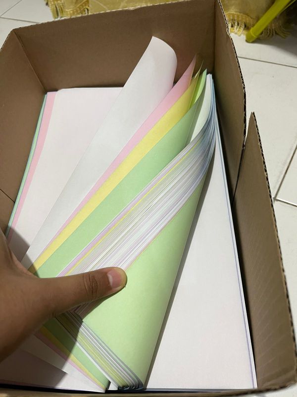 Kertas NCR 4 Ply per Box