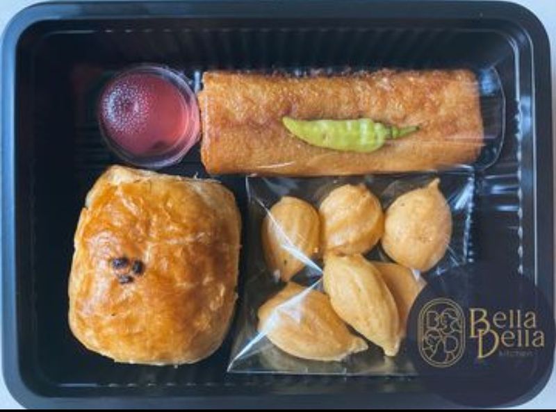 Snack Box Hemat by Bella Della Kitchen