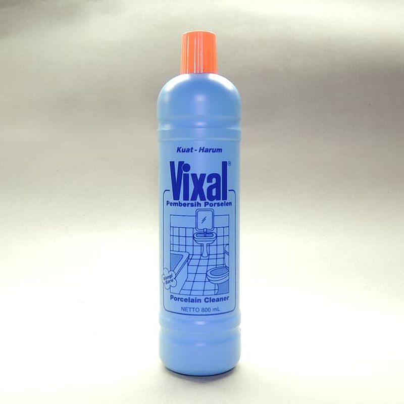 Pembersih Lantai Vixal Porselen Biru 800 ml