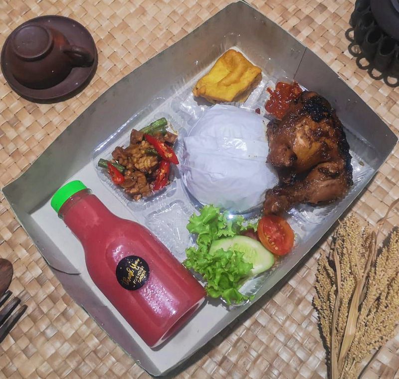 Paket Nasi Box + Snack