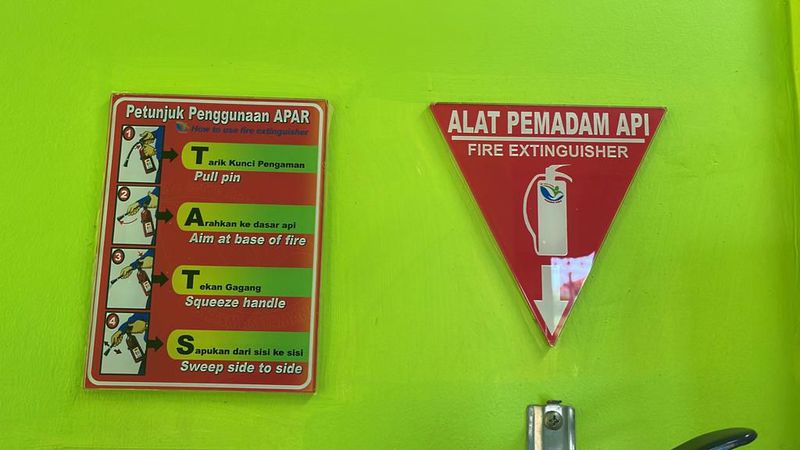 Papan Akrilik Petunjuk dan Penempatan APAR - Custom