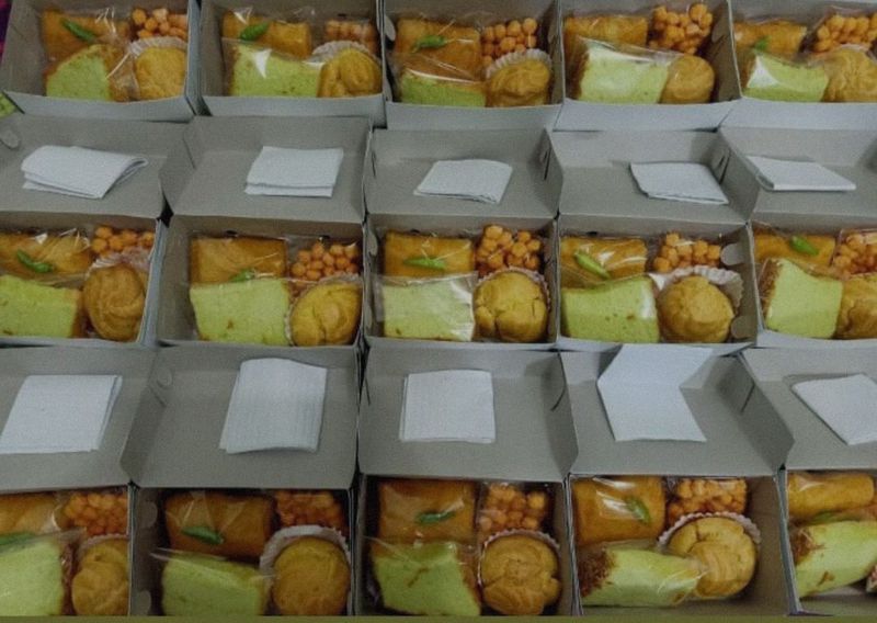 Paket Snack Box 1