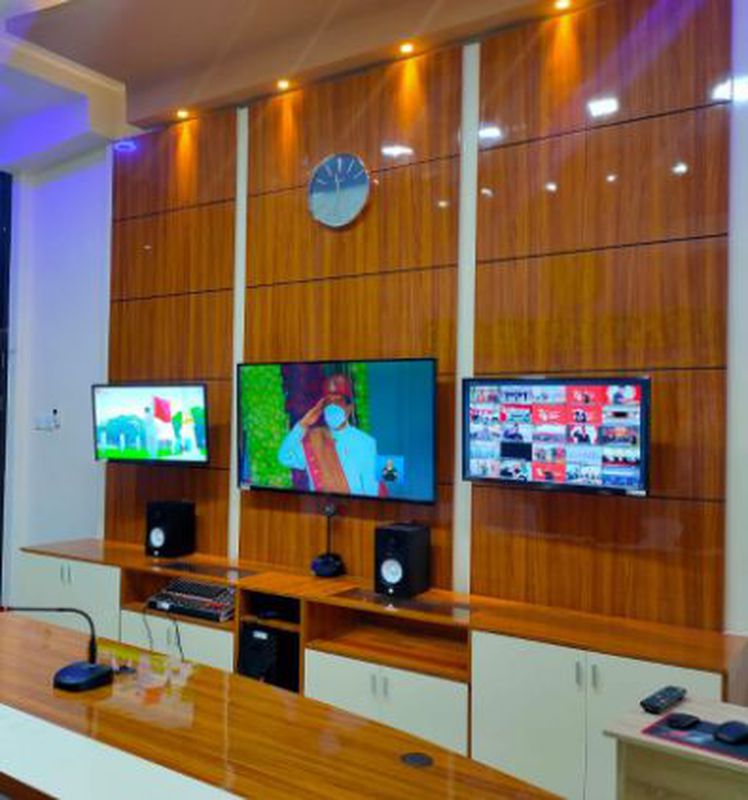 Instalasi Command Center - Paket SmartTV 85 Inch